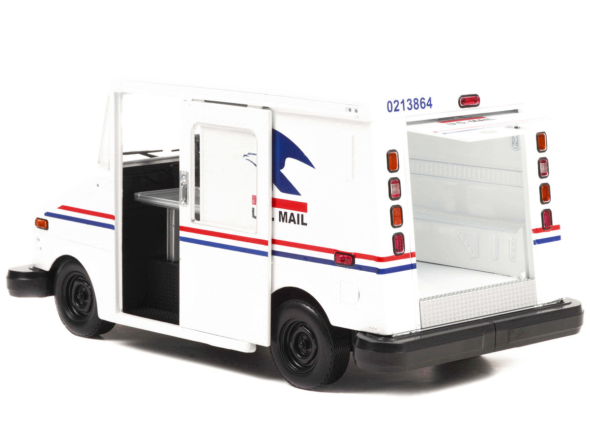 1:18 Cheers -- Cliff Calvin's U.S.Mail Long Life Postal Delivery -- Gr