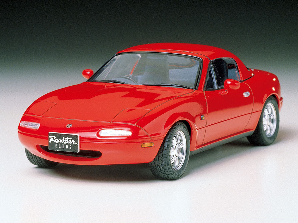 1:24 Mazda Eunos (MX5 Miata) Roadster -- PLASTIC KIT -- Tamiya 24085