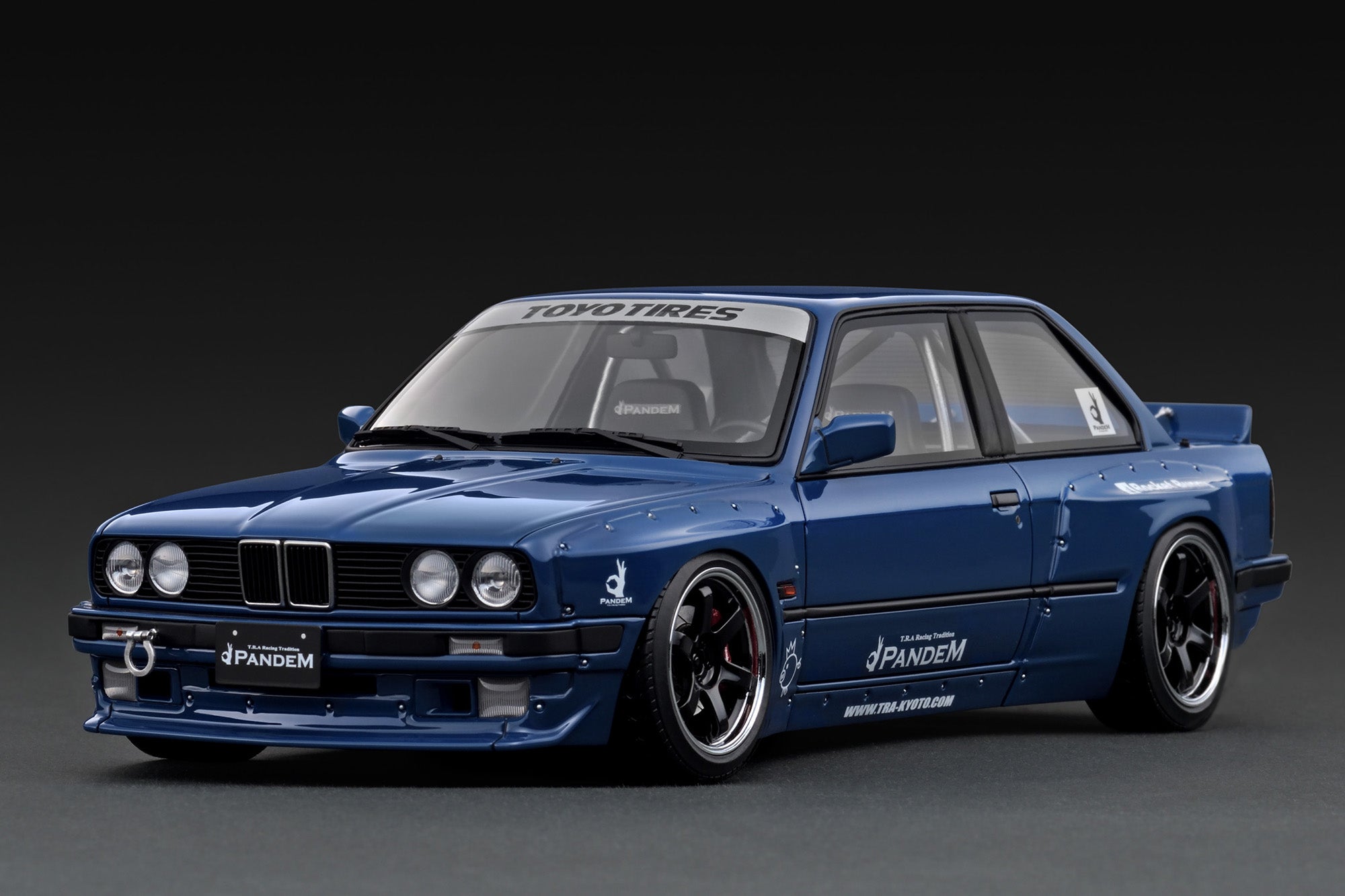 (Pre-Order) 1:18 BMW M3 E30 PANDEM -- Blue -- Ignition Model IG3712