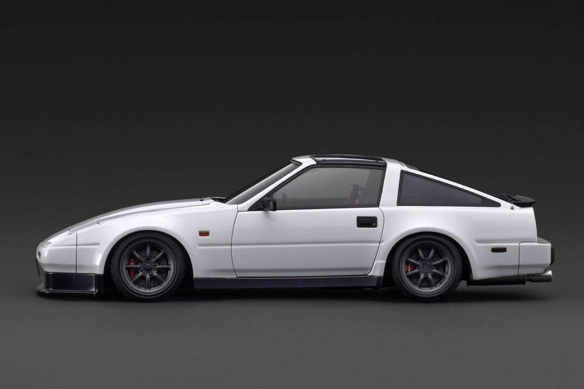 (Pre-Order) 1:18 Nissan Fairlady Z 300ZR (Z31) -- White -- Ignition Mo