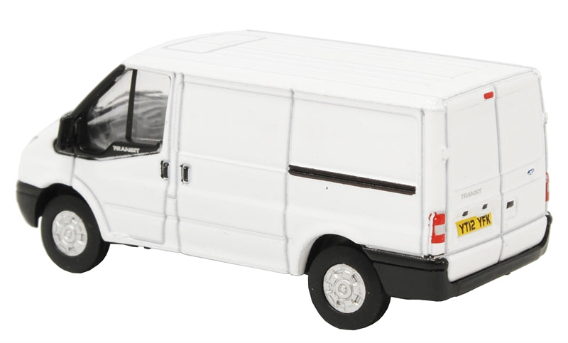 1:76 (OO) Ford Transit MkV SWB Low Roof -- Frozen White -- Oxford 76FT