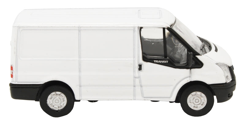 1:76 (OO) Ford Transit MkV SWB Low Roof -- Frozen White -- Oxford 76FT