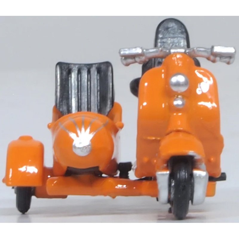 1:76 (OO) Scooter & Sidecar -- Plain Orange -- Oxford 76SC003