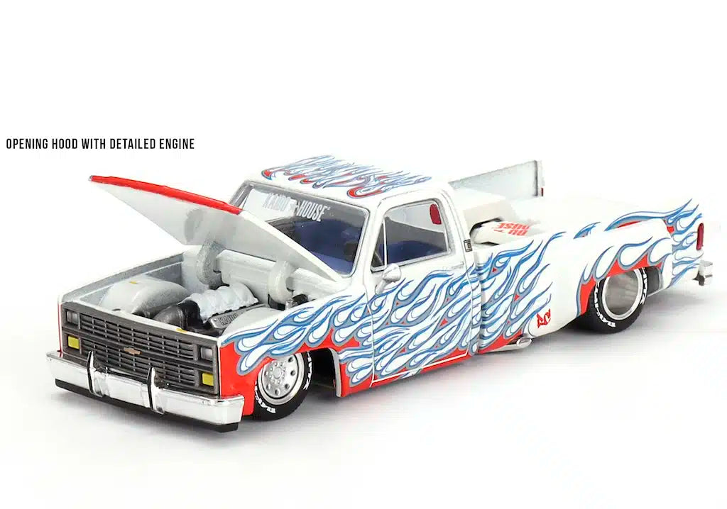 1:64 Chevrolet Silverado Dually on Fire V2 -- Kaido House x Mini GT KH