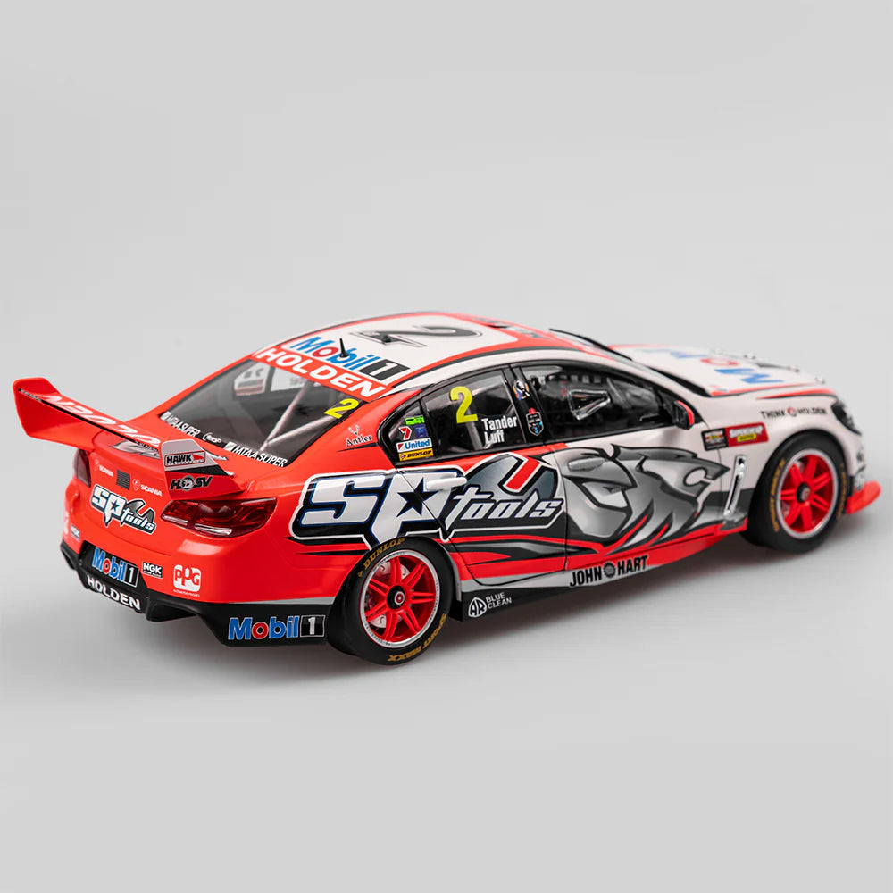 1:18 2014 Bathurst Tander/Luff -- #2 HRT Holden Racing Team -- Authent