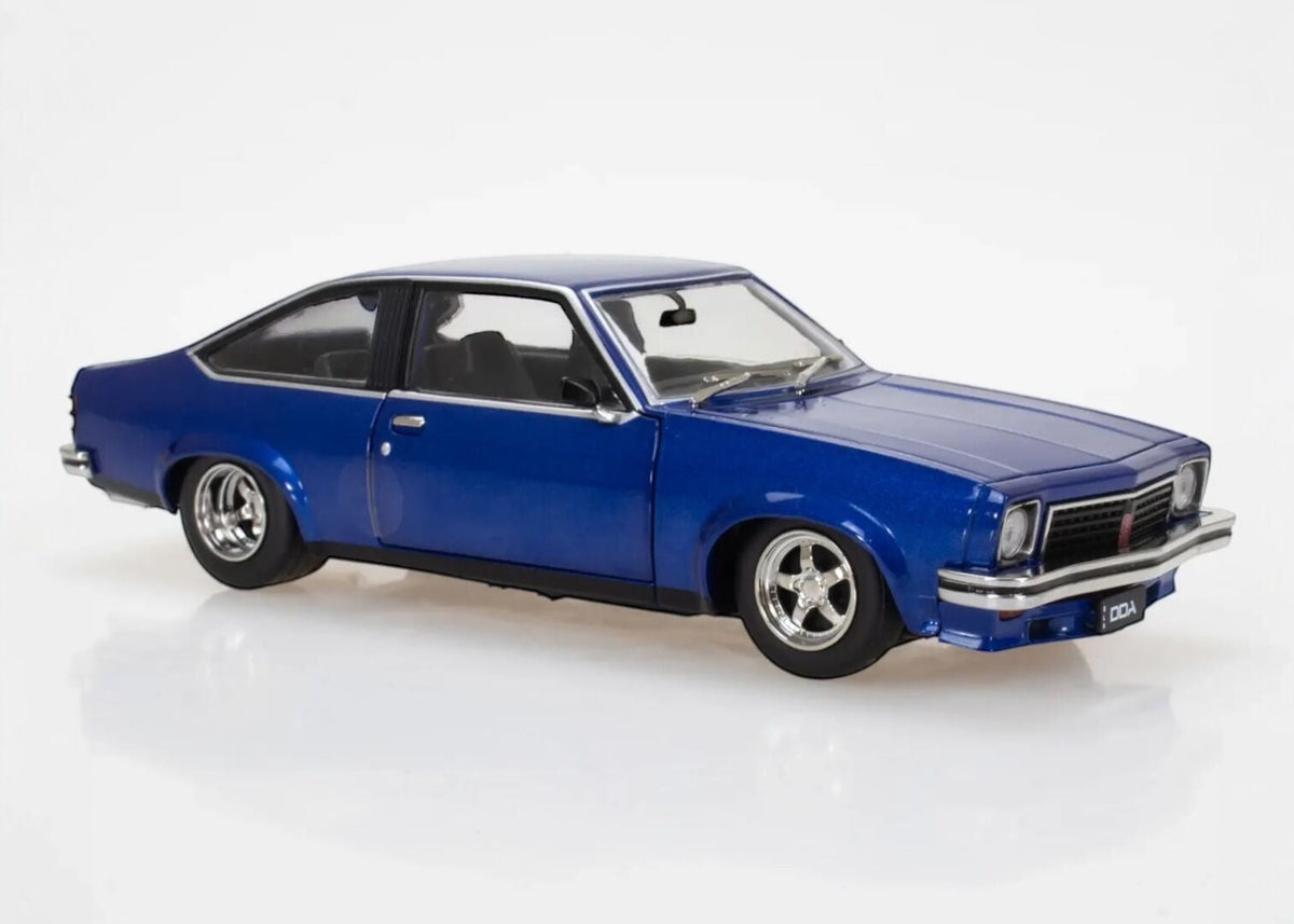 1:24 Holden Torana LX SS -- Metallic Blue -- DDA Collectibles: Sfragis