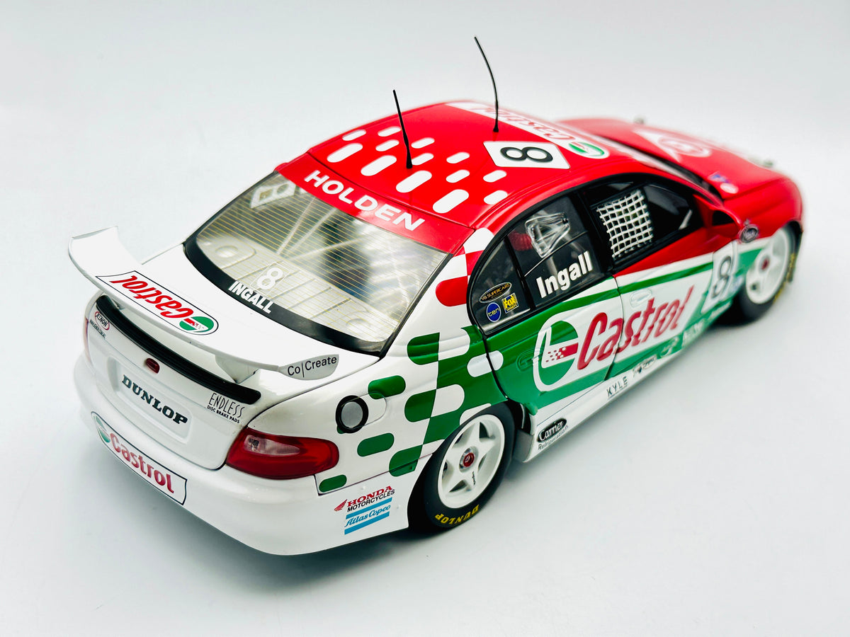 1:18 2002 Russell Ingall -- #8 Castrol Racing -- Classic Carlectables