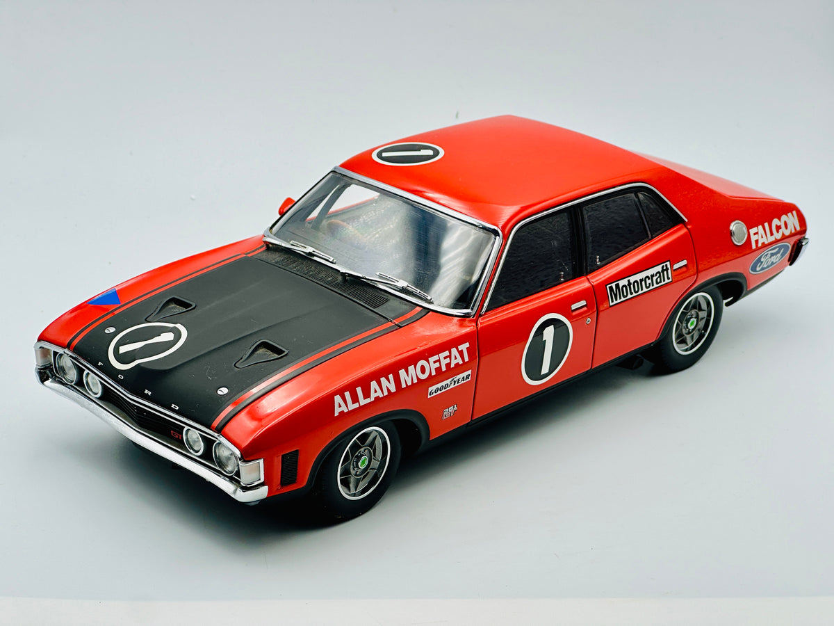 1:18 Ford XA Falcon GT-HO Phase IV (4) - Allan Moffat #1 -- Classic Ca