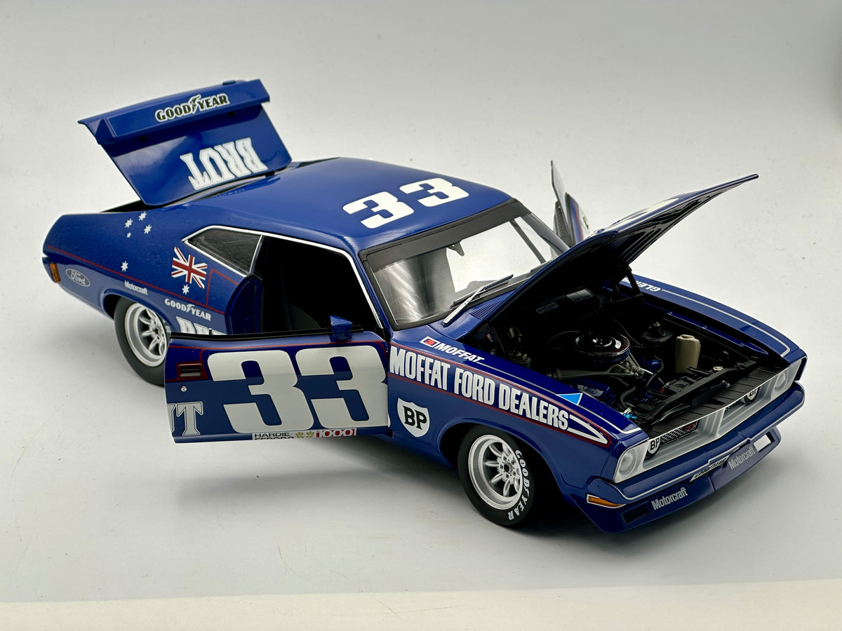 1:18 1974 Bathurst Allan Moffat -- Ford XB Falcon GT -- Classic Carlec