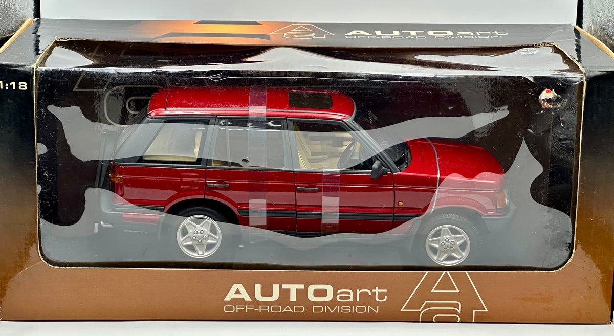 1:18 Range Rover 4.6 HSE -- Red -- AUTOart 70013