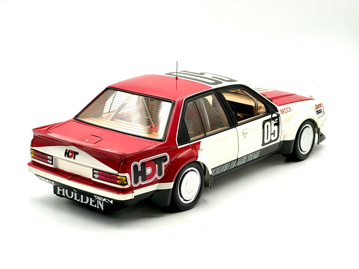 Master Replicas 1:18 1991 Peter Brock ATCC -- Holden VN Commodore SS ...