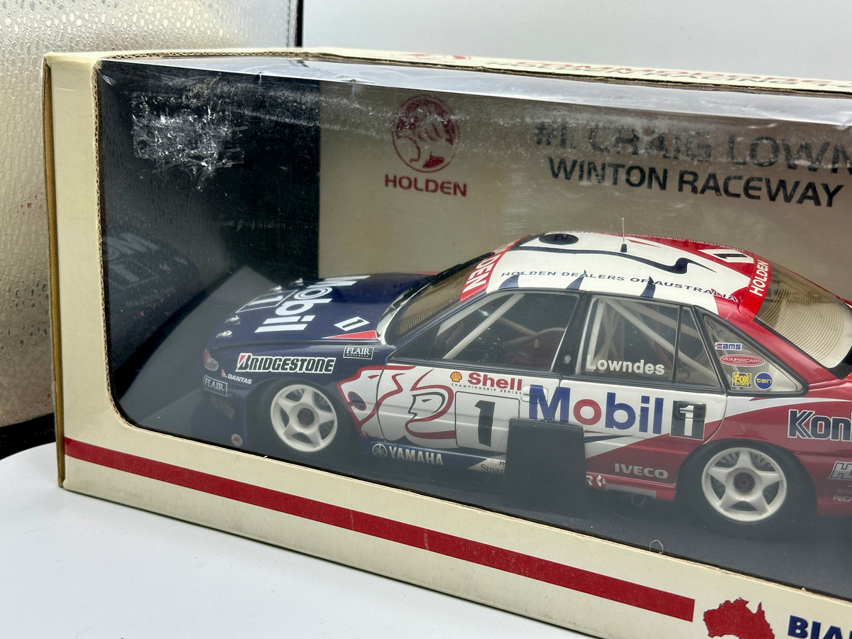 1:18 1999 Craig Lowndes -- Holden VS Commodore HRT Reverse Livery -- B