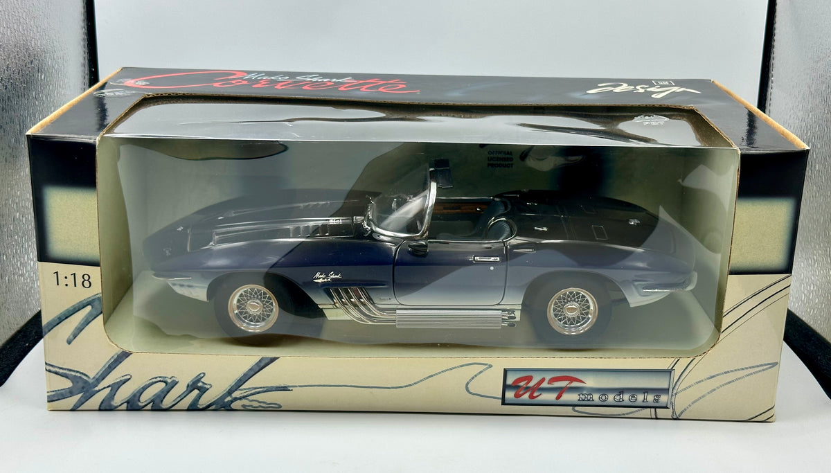 1:18 Chevrolet Corvette Mako Shark -- Navy/White -- UT Models