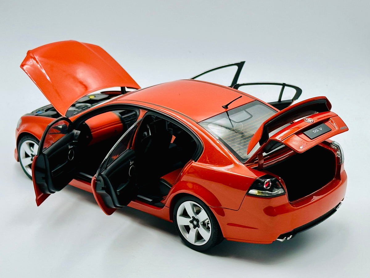 1:18 Holden VE Commodore SSV - Ignition Metallic Orange - Authentic Co