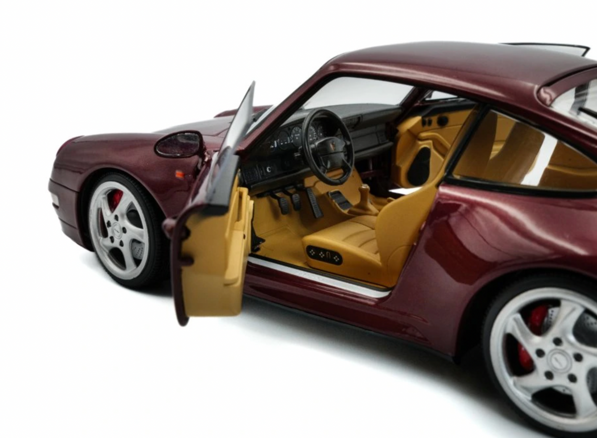 1:18 Porsche 911 (993) Turbo 1997 -- Arena Red (Maroon) -- Solido