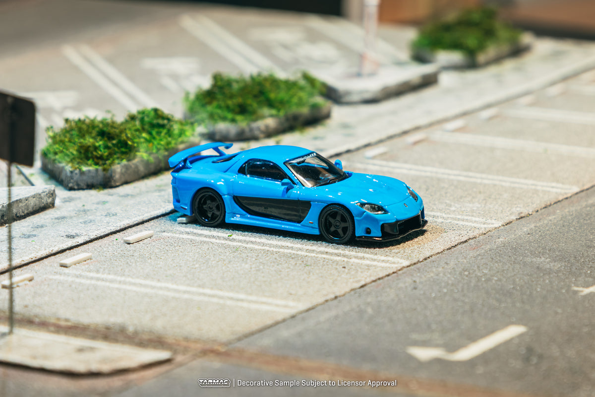(Pre-Order) 1:64 Mazda RX7 VeilSide Fortune7 -- Blue/Black -- Tarmac W