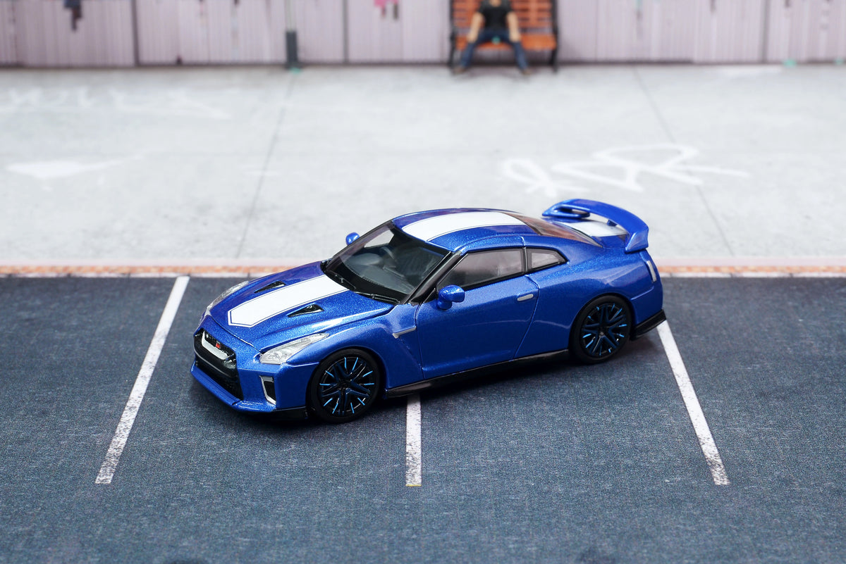 1:64 Nissan GT-R (R35) 50th Anniversary -- Wangan Blue -- Motorhelix