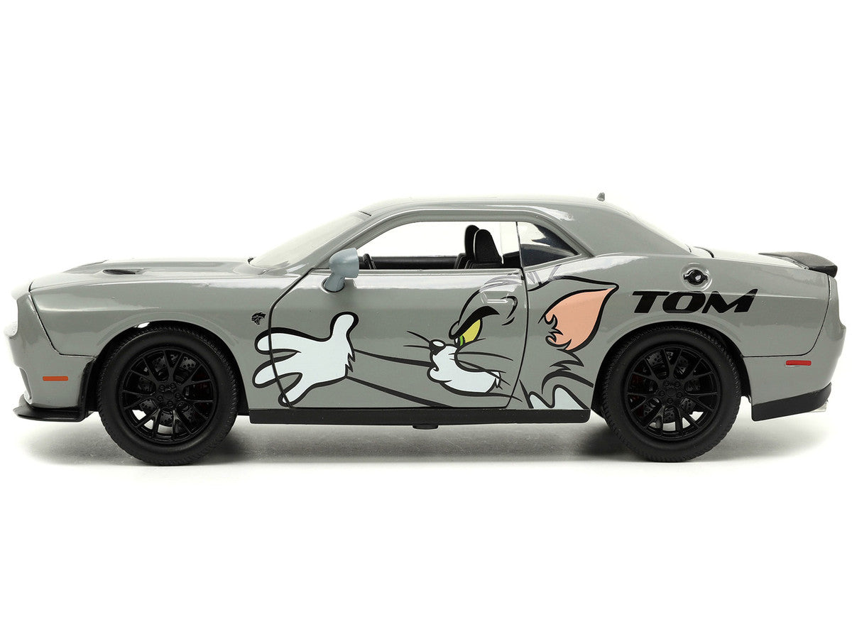 1:24 Tom & Jerry w/ 2015 Dodge Challenger SRT Hellcat -- Warner Bros