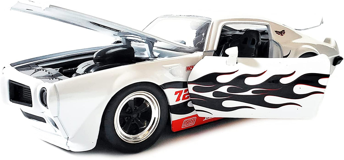 1:24 1972 Pontiac Firebird -- White w/Black Flames -- JADA: Bigtime Mu